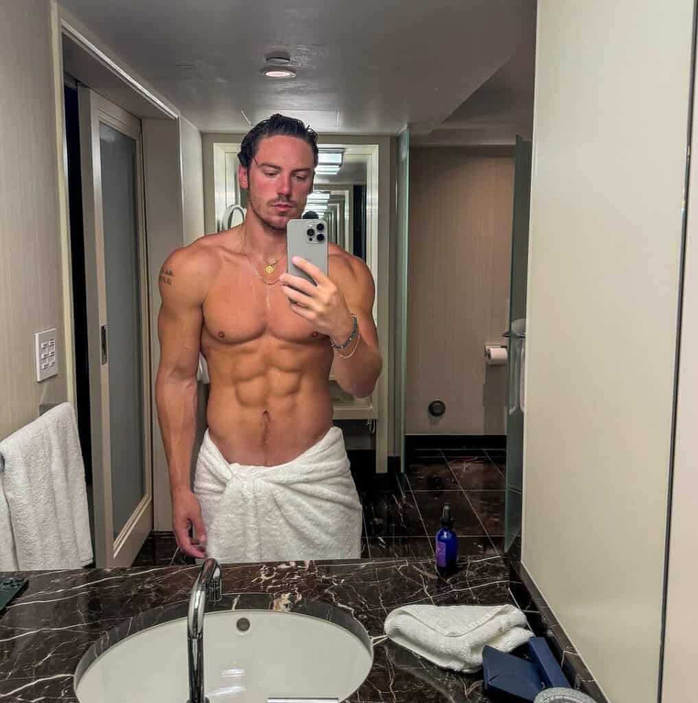 The Most Attractive Body Weight for Your Height Based on BMI | Kinobody ...